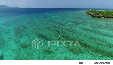 沖縄のサンゴ礁の動画素材 [86599266] - PIXTA